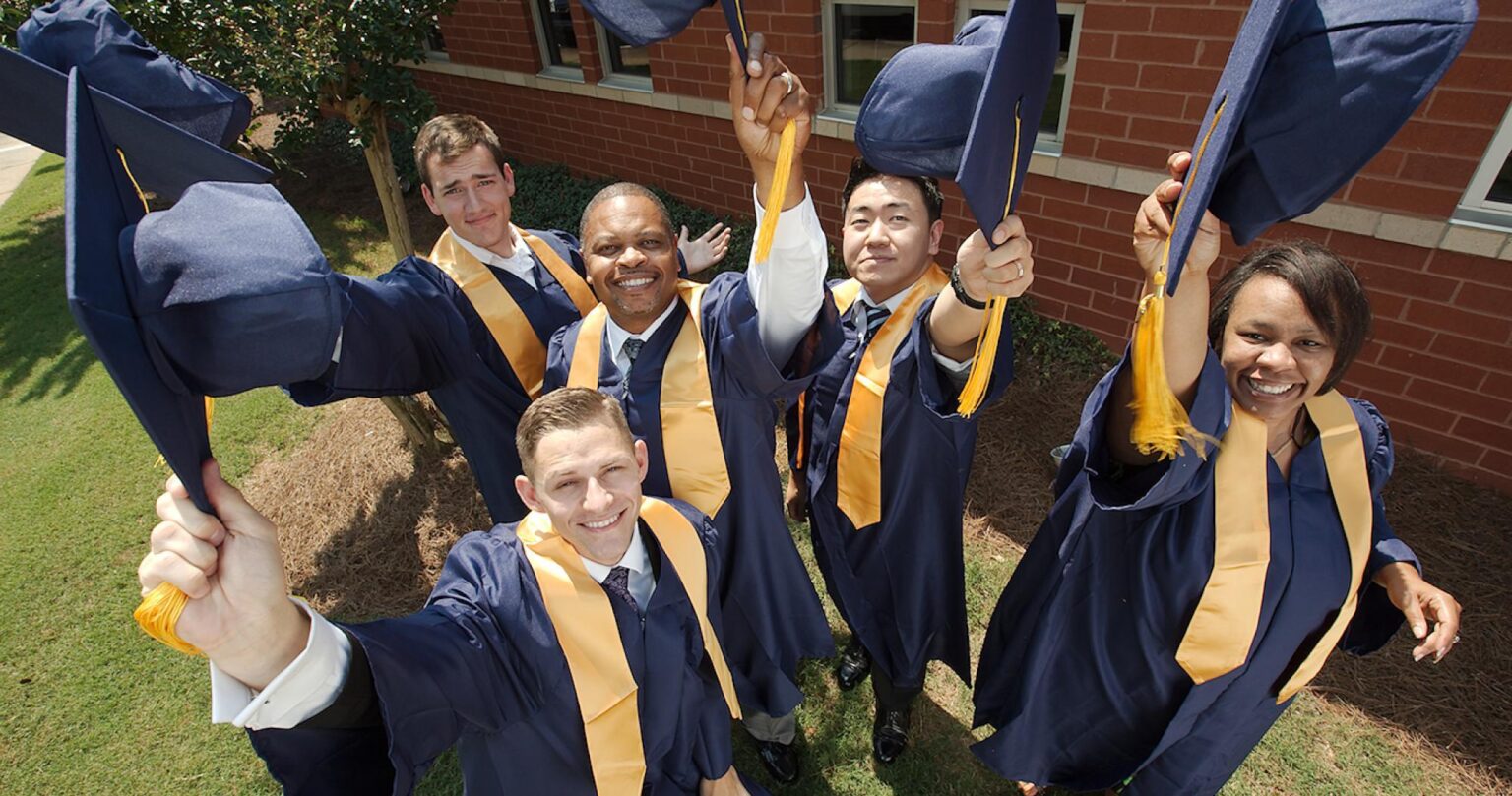 Commencement Ceremony - Gupton-Jones College of Funeral Service
